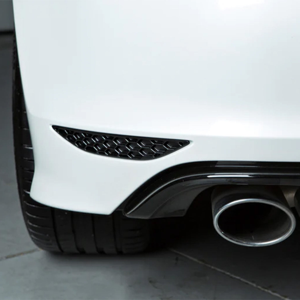 Acexxon VW Golf R Mk7 Black Honeycomb Rear Reflector Inserts