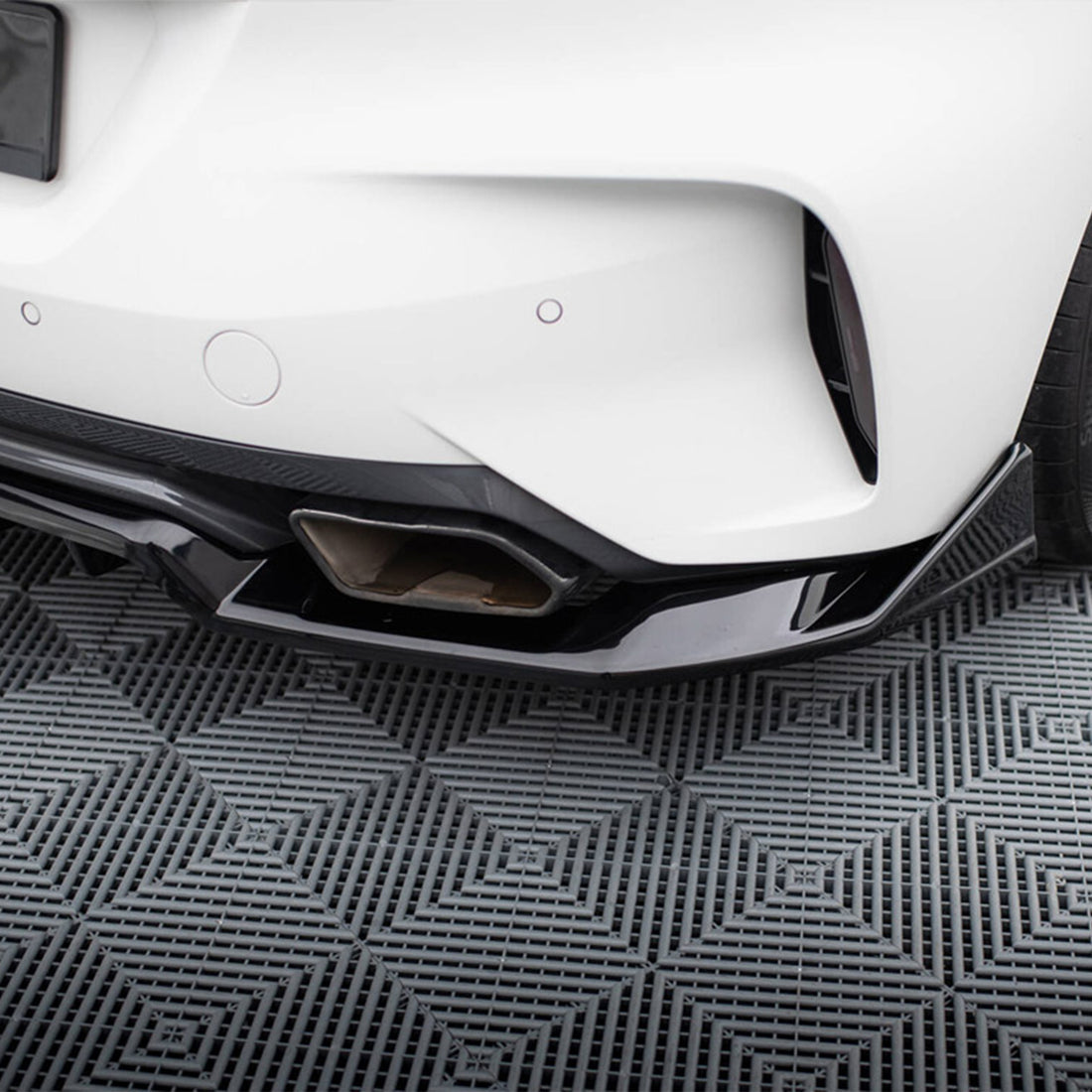 Maxton Design BMW G29 Z4 M40i LCI Gloss Black Rear Diffuser